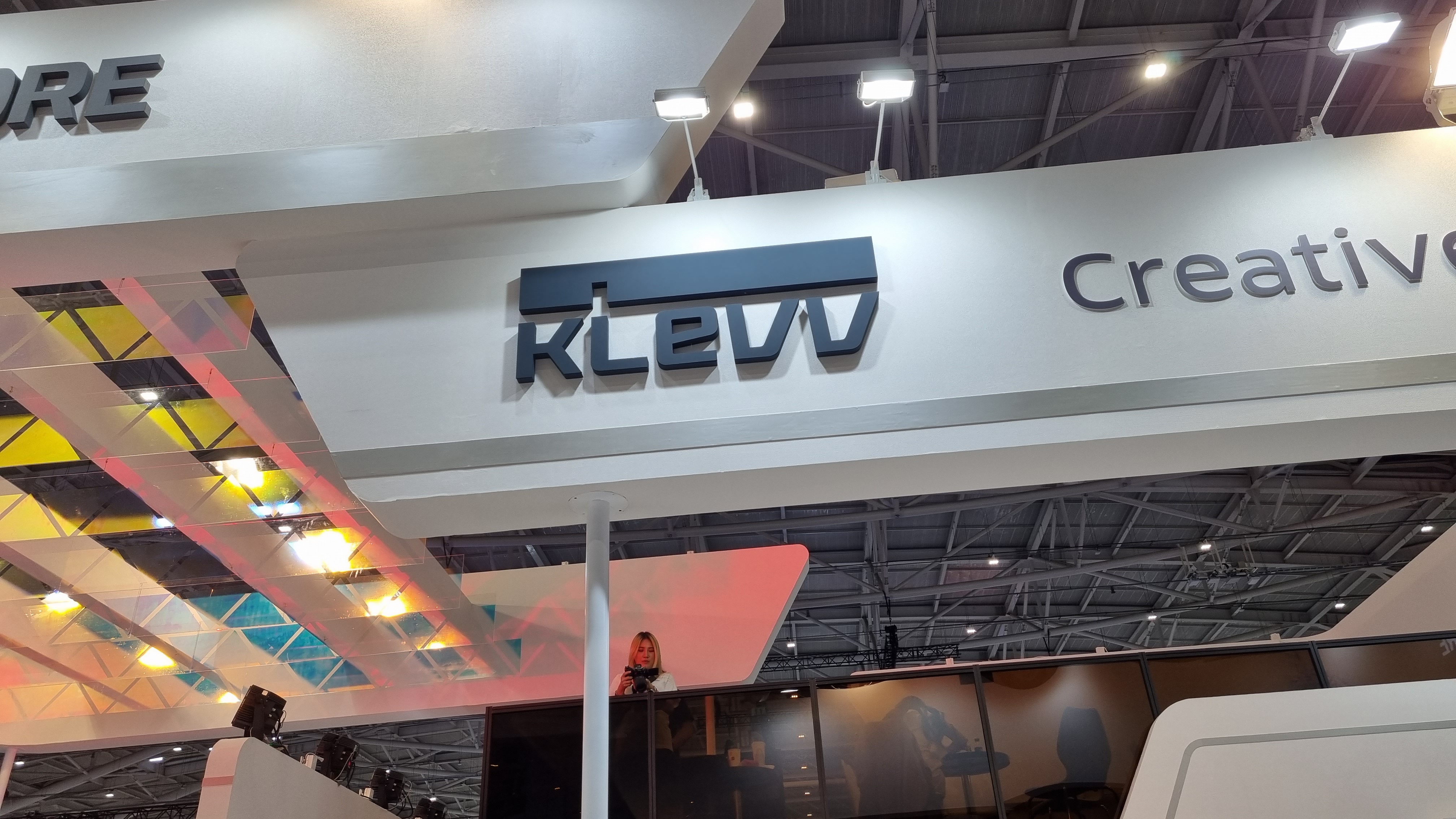A Tour in ESSENCORE KLEVV during Computex 2023 - RKiologist